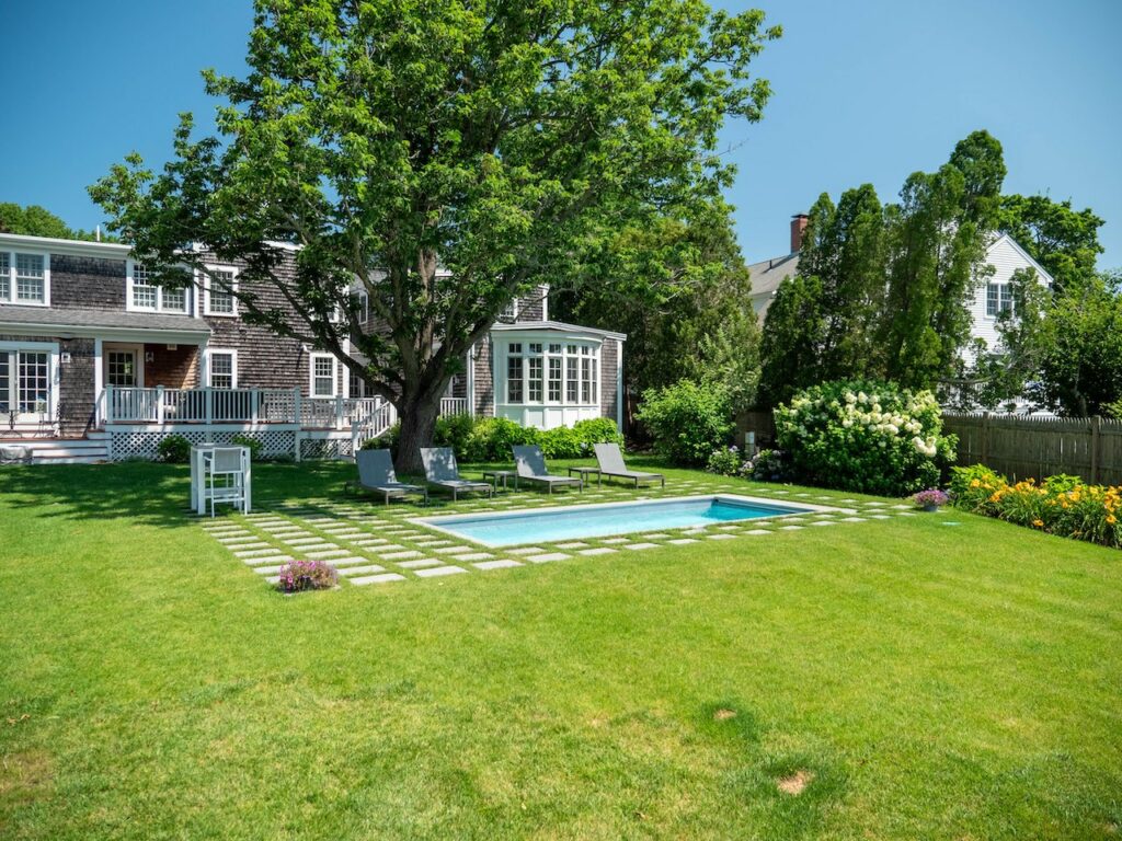 Elm Street | Plunge Pools Builder Gallery