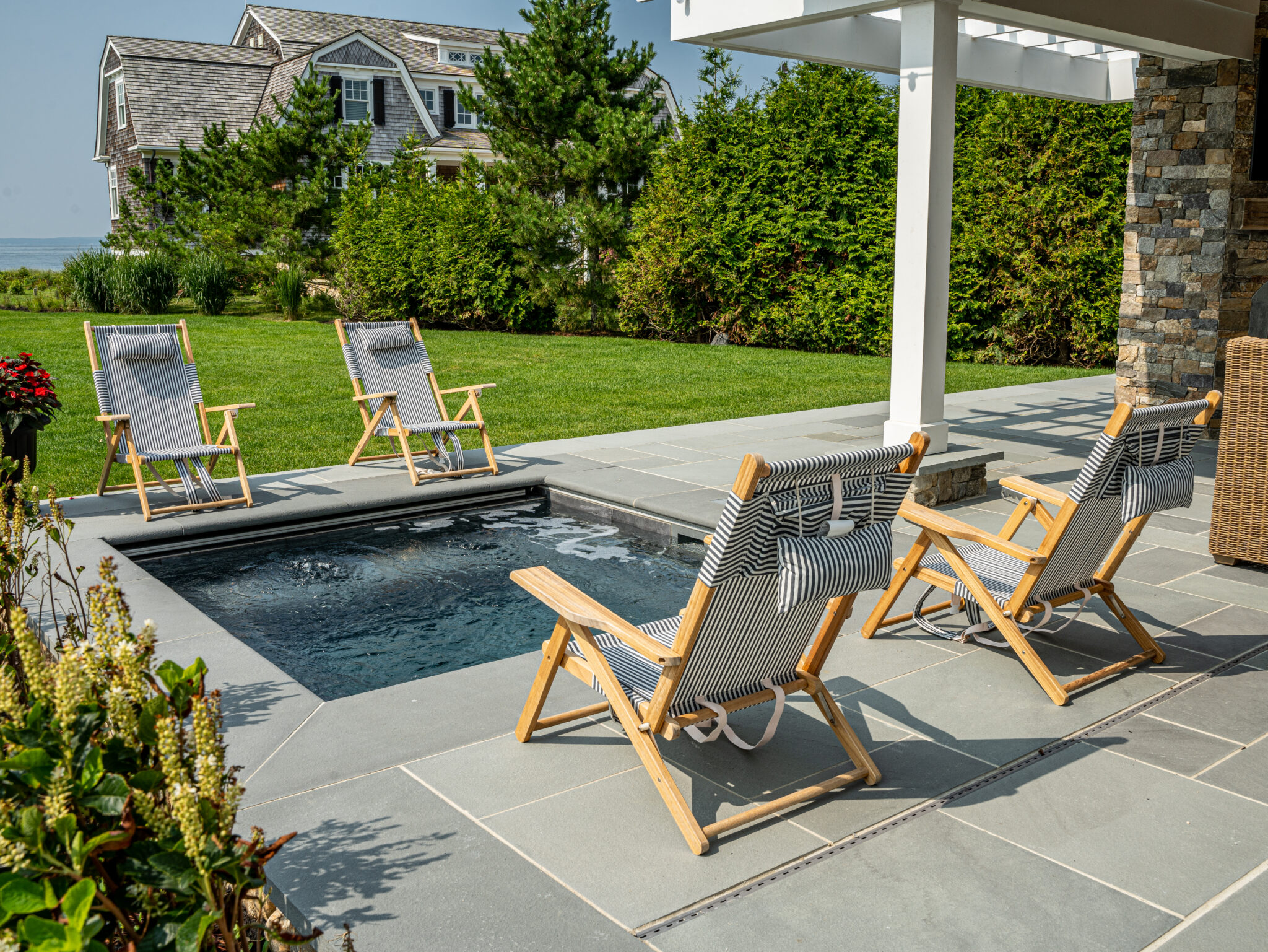 10 Ideas To Transform Your Backyard | Plunge Plus Pools